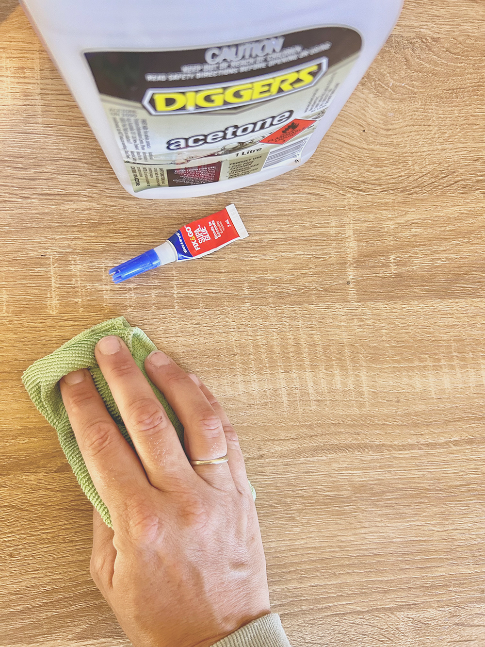7 ways to clean with DIGGERS™ Acetone - Diggers Australia